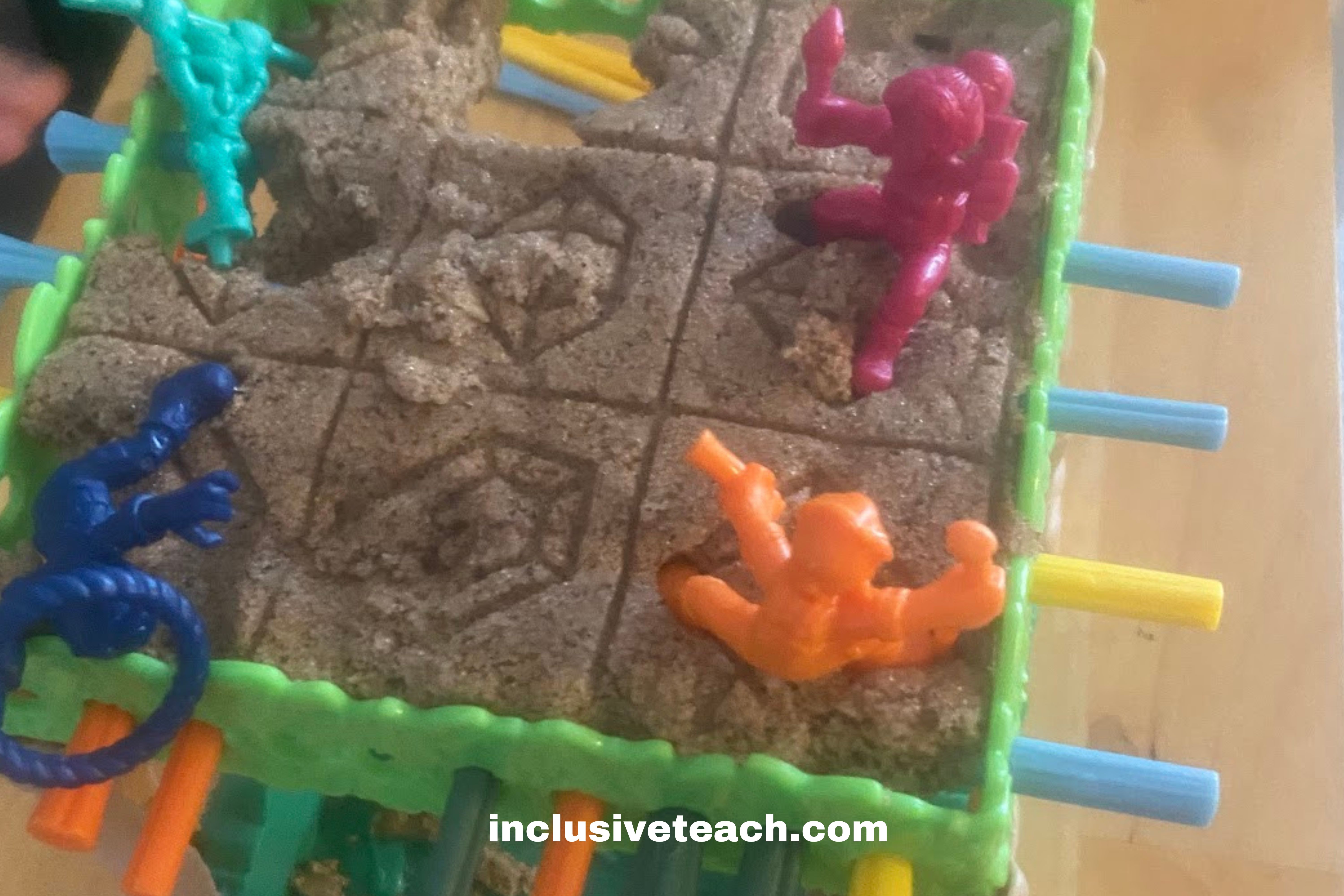 How Kinetic Sand Can Benefit Children – Special Education and Inclusive ...